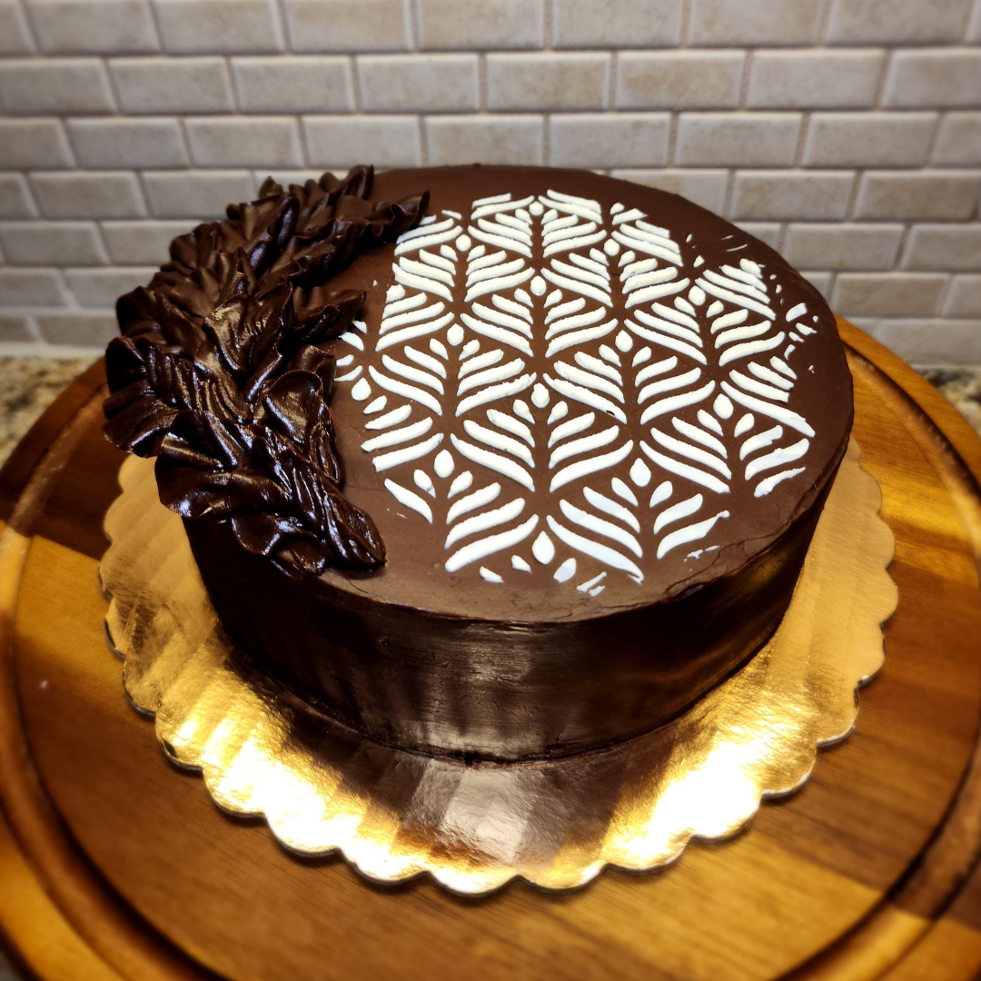 Dark Brown Chocolate Cake – RT Bakery & Cafe